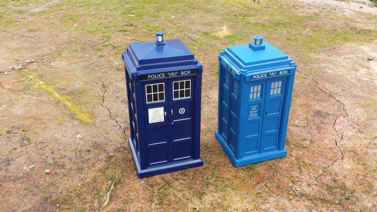 TARDIS Collector’s Corner: The 11th Doctors' Flight Control TARDIS ...